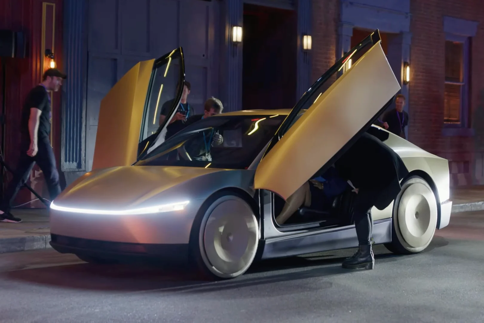 伊隆·马斯克推出他的“Cyber cab”机器人出租车 - Code Guru